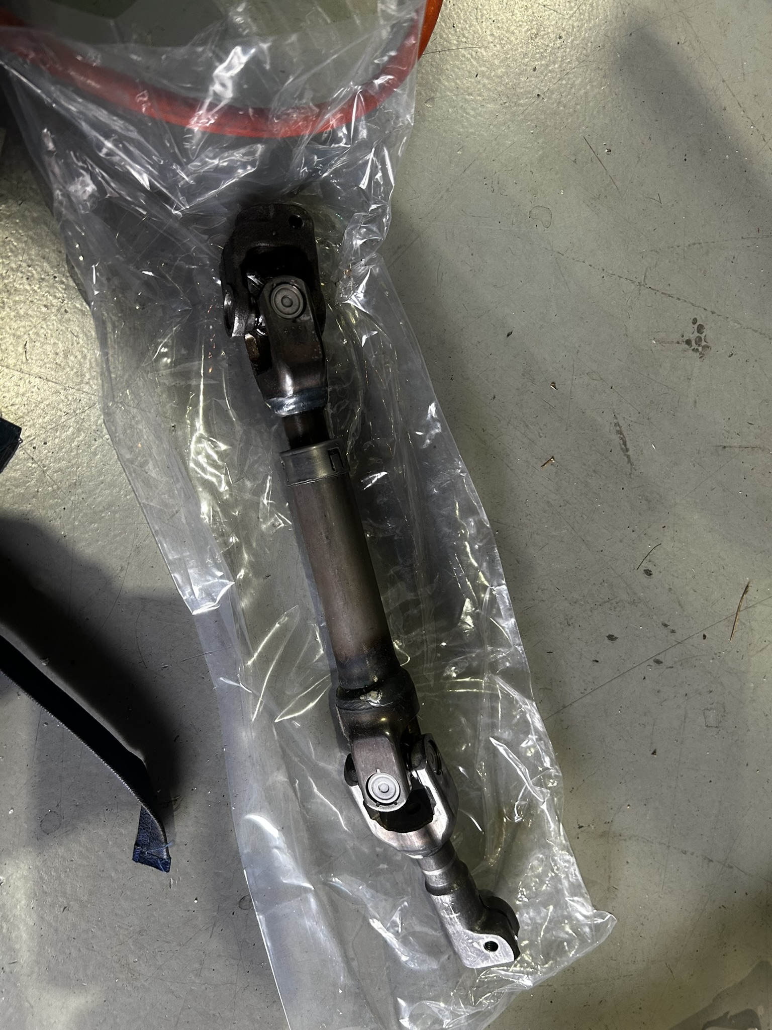 トヨタ エスティマ ACR50｜ATF交換とインタミディエイトシャフト交換の流れ | アヴァルト